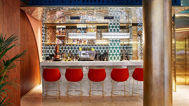 Buy a Massage with Cocktail at Kimpton Vividora Barcelona | Hotel Treats